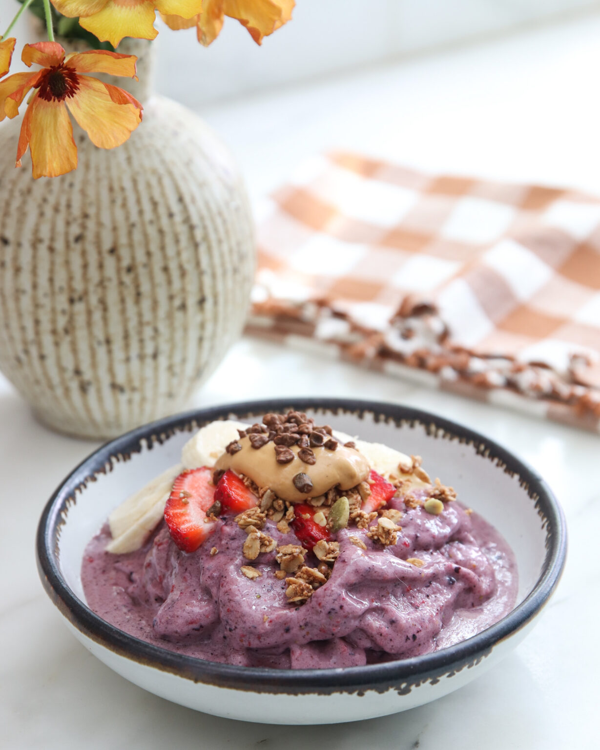How to make a healthy Acai Bowl - Lemon Grove Lane
